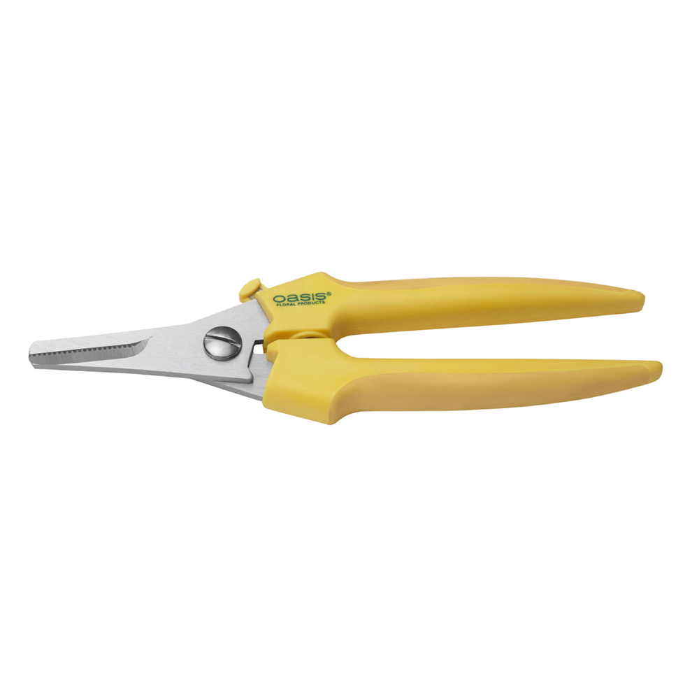 Flower Delivery Bunch Cutter Wedding Bouquet | GlobalRose